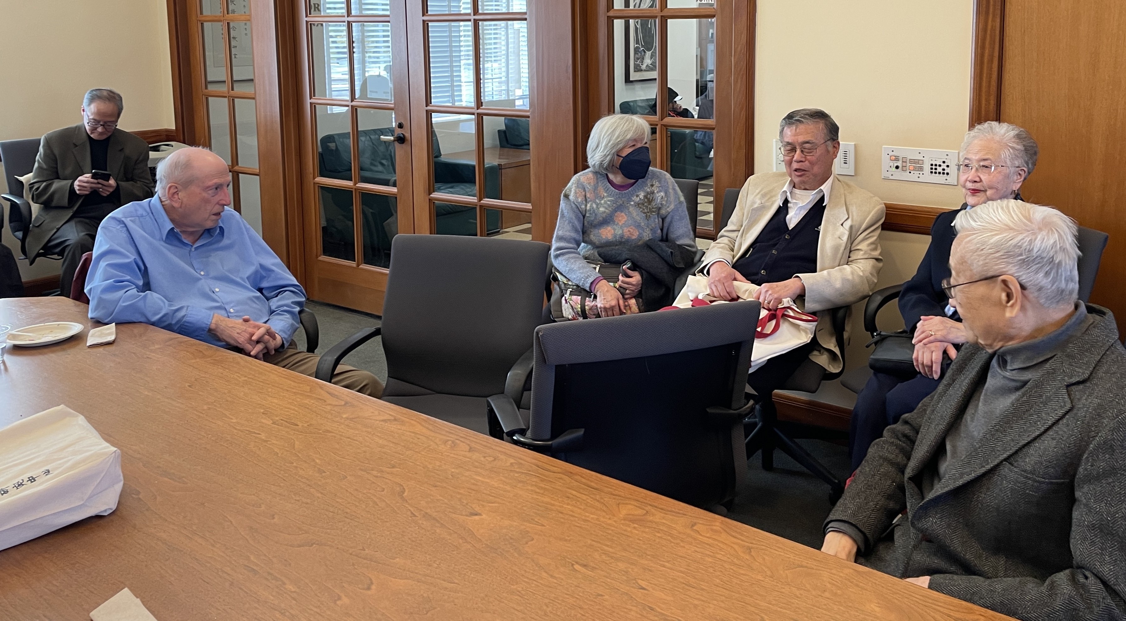 Dr. Tu-Nan Chang (Professor Emeritus of Physics and Astronomy, USC) in ...